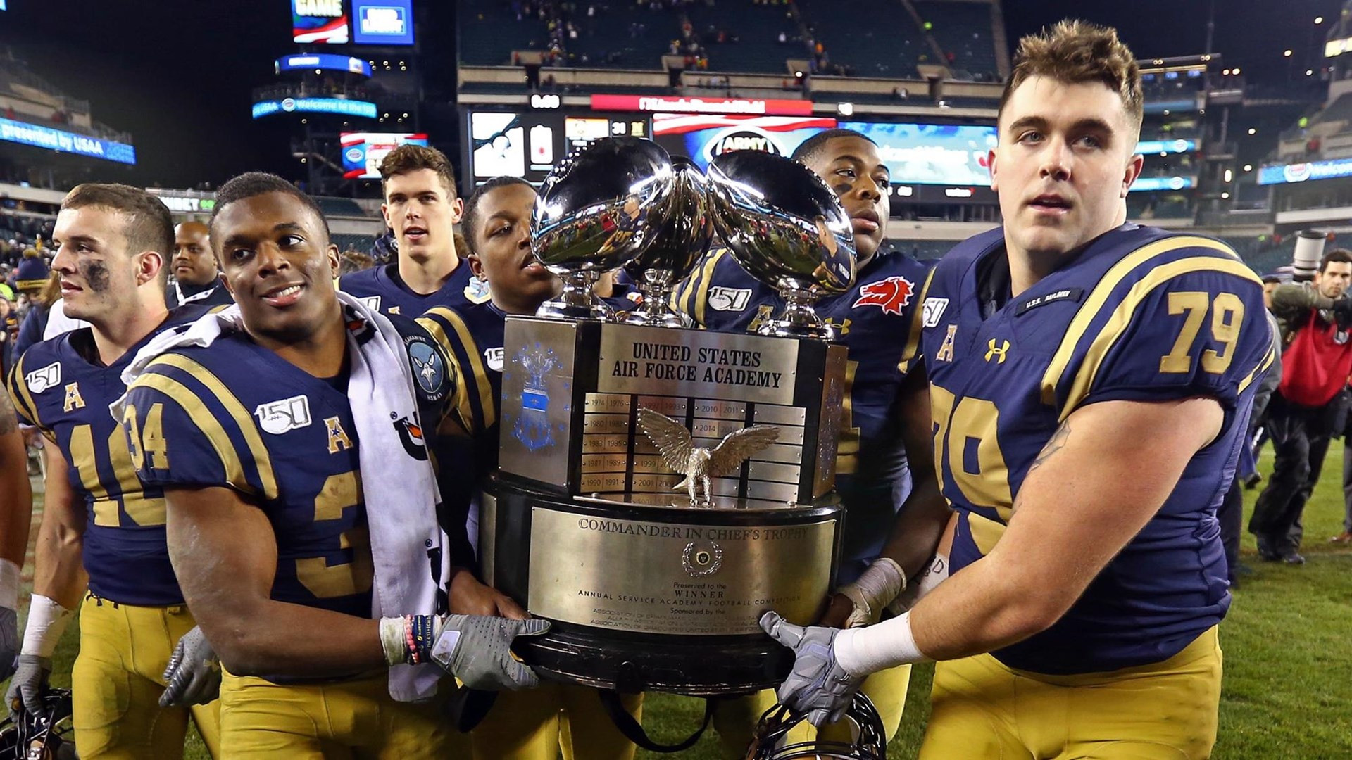 Navy Wins 120th Meeting to Claim Commander in Chief’s Trophy - Army ...